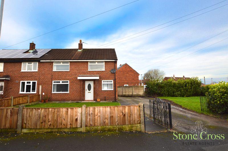 Elm Tree Road, Lowton, WA3 2NH 3 bed semi-detached house - £179,950