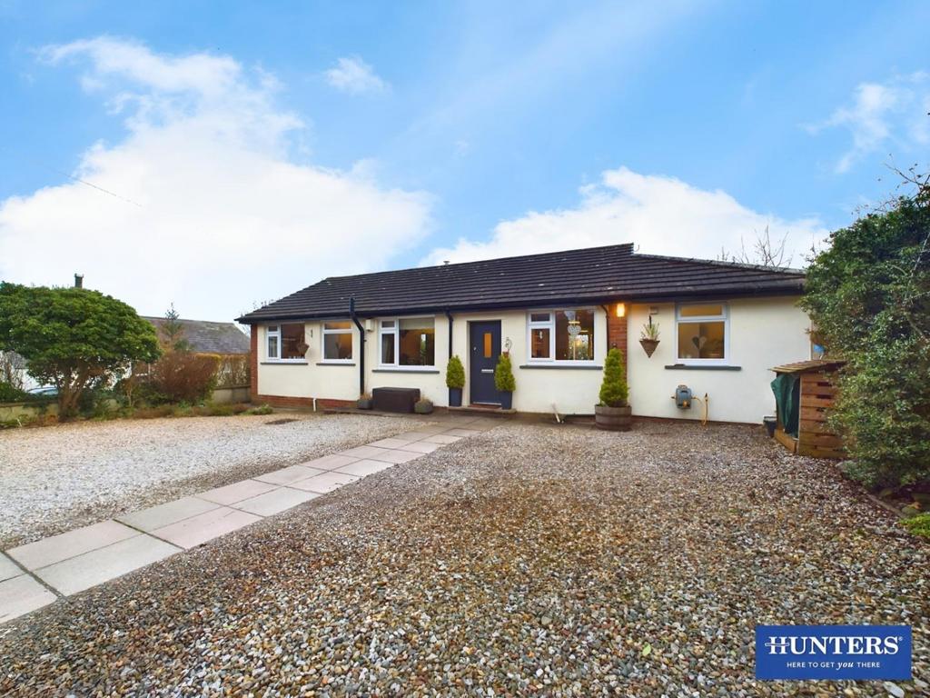 Fletchertown, Wigton, CA7 3 bed detached bungalow - £235,000