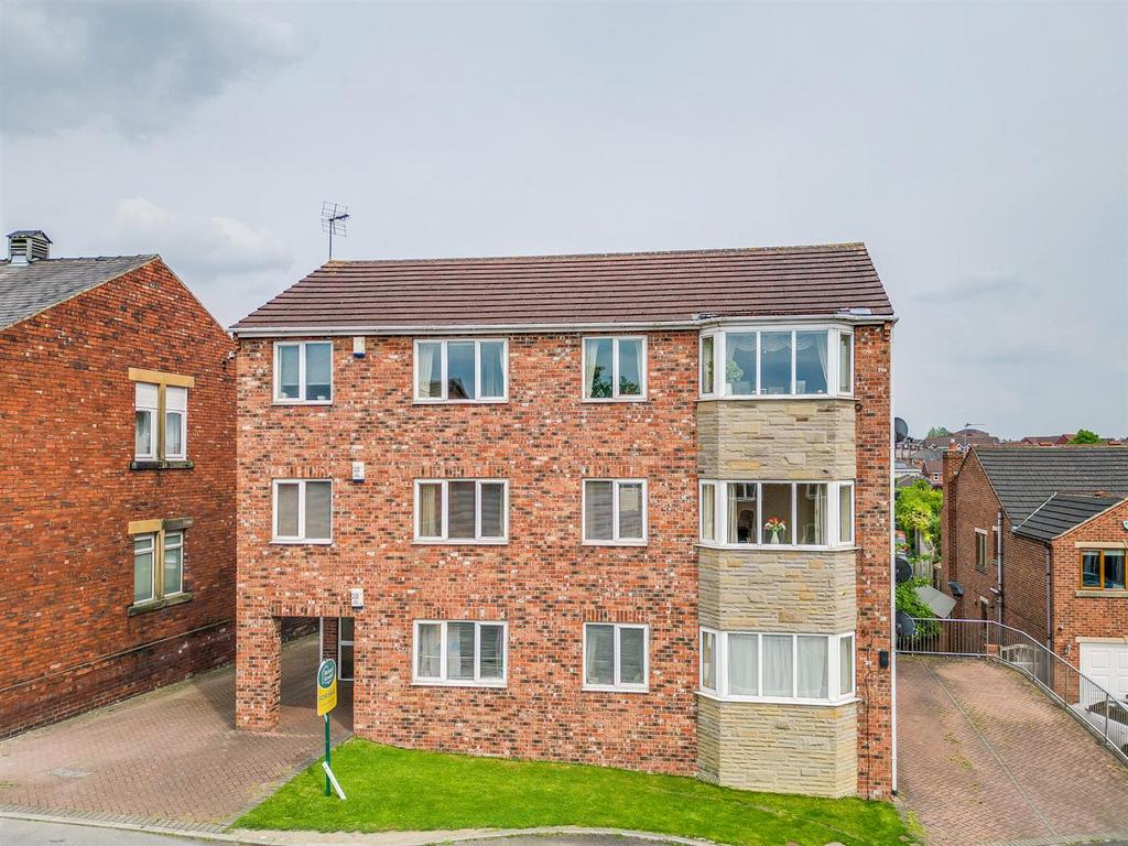 Tolson Street, Ossett WF5 2 bed flat - £129,950