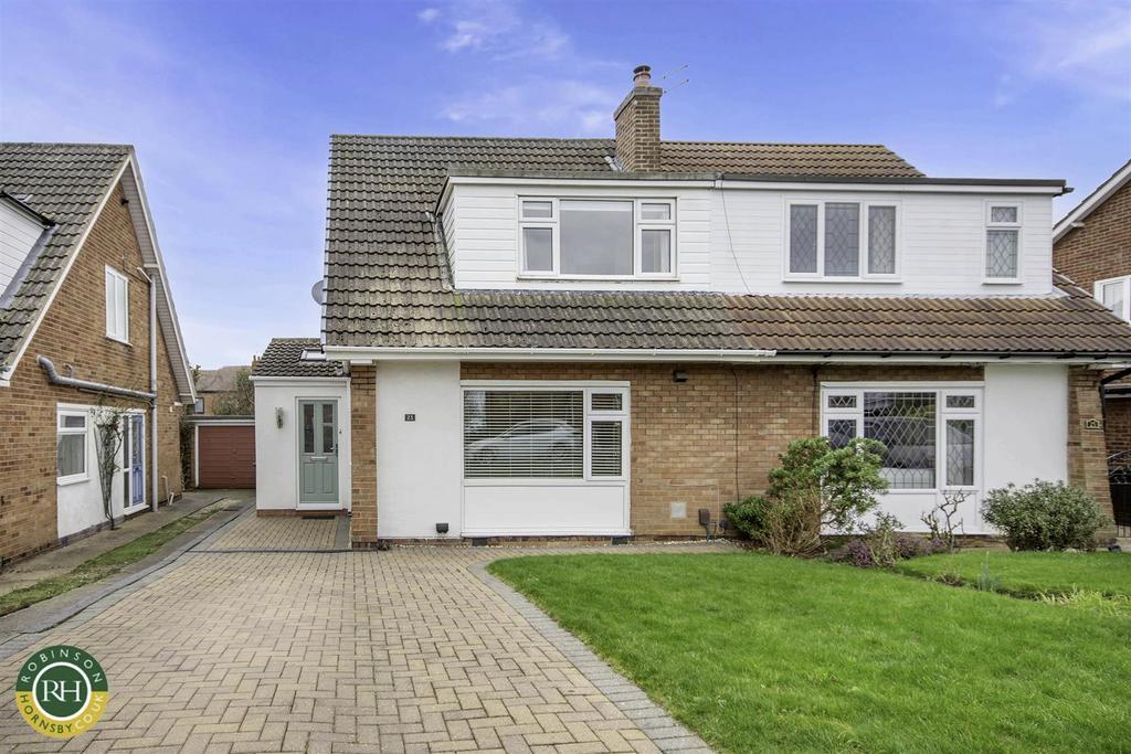 Cotswold Drive, Sprotbrough, Doncaster 3 bed semi-detached house - £250,000