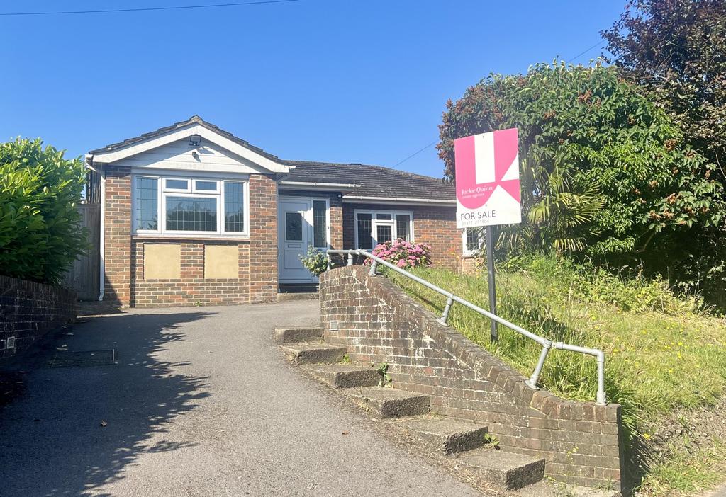 Ashtead Village 3 bed bungalow - £725,000