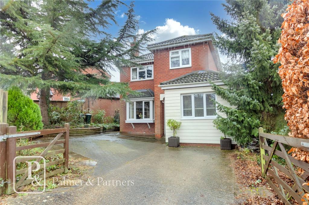 Rectory Road, Rowhedge, Colchester... 4 bed detached house - £375,000