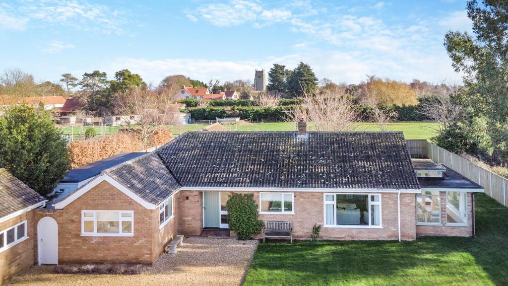 Peddars Way, Holme Next the Sea... 4 bed bungalow - £795,000