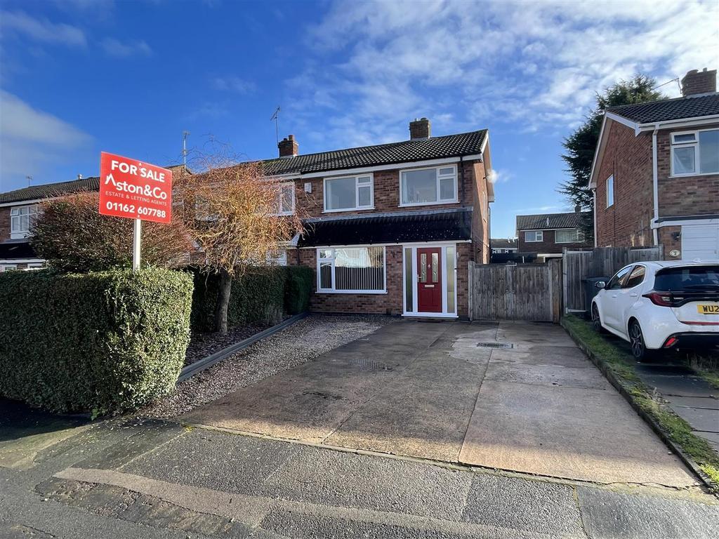Montague Avenue, Syston 3 bed semi-detached house - £284,000