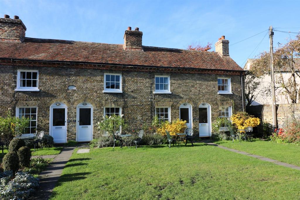 St Johns Cottage, Sandwich, Kent 1 bed cottage - £695 pcm (£160 pw)