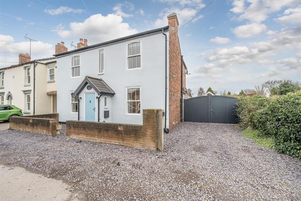 Old Rose Cottage, New Road, Caunsall, DY11 5YN 4 bed cottage for sale ...