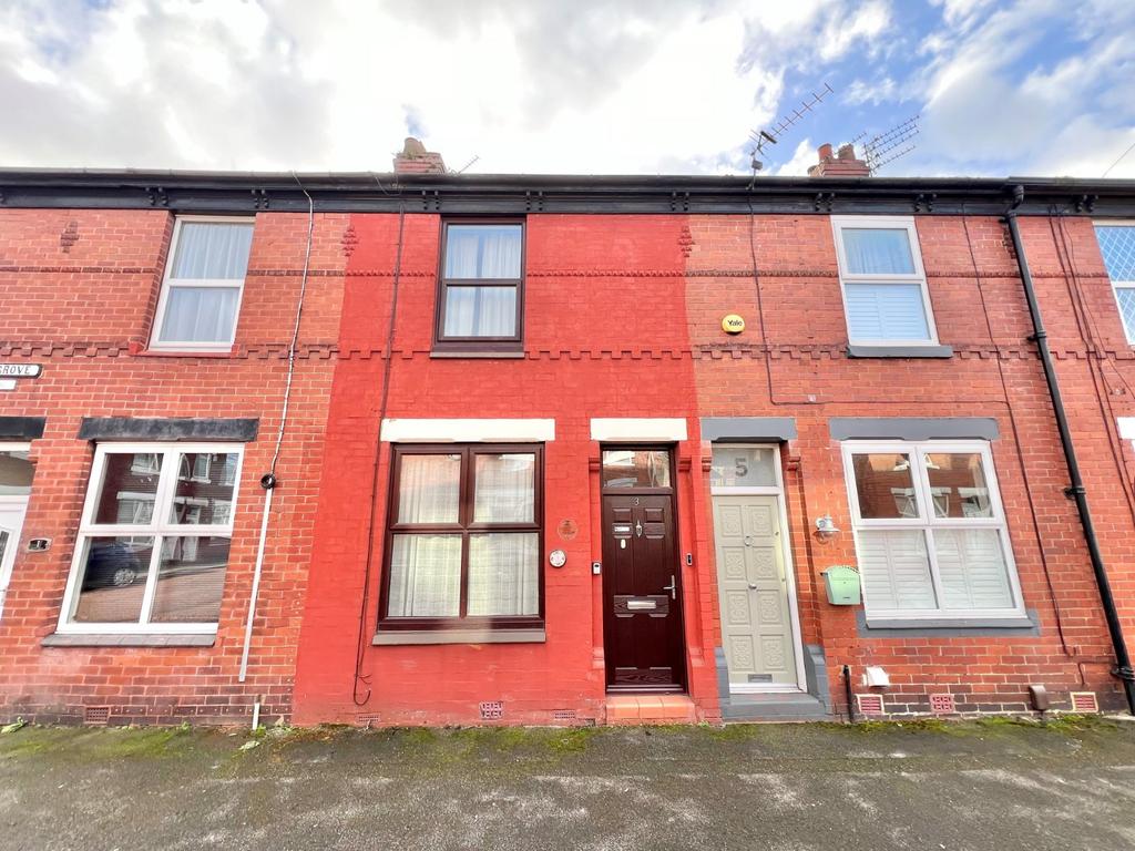 Haddon Grove, Reddish, Stockport, SK5 2 bed terraced house - £170,000