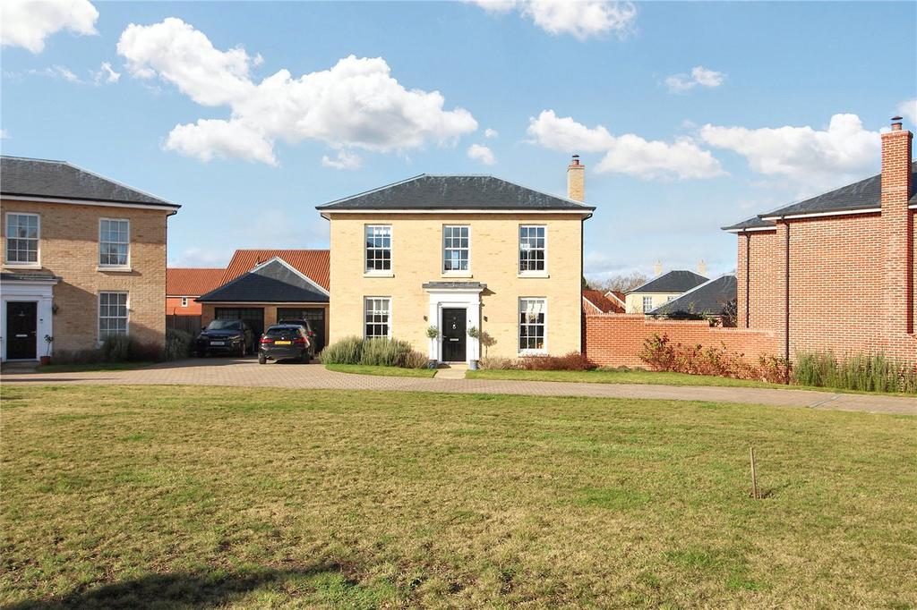 Maple Crescent, Loddon, Norwich... 4 bed detached house - £450,000