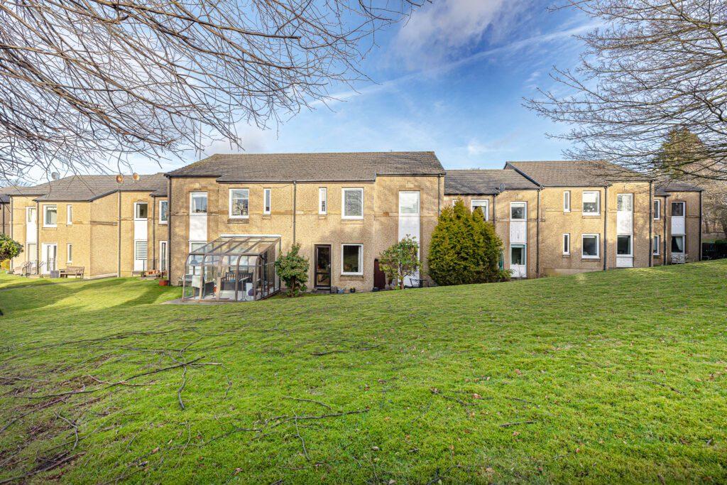 Grendon Court, Kings Park, Stirling, FK8 2 bed apartment for sale - £ ...