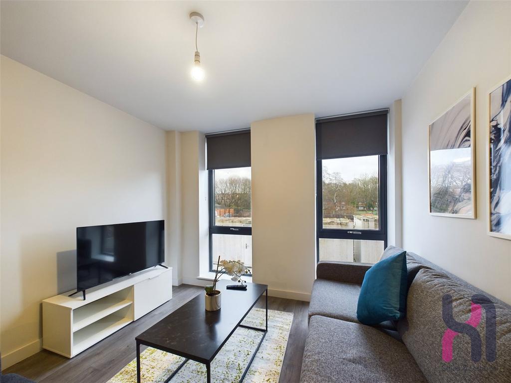 One Baltic Square, Liverpool, L8 2 bed flat - £1,150 pcm (£265 pw)