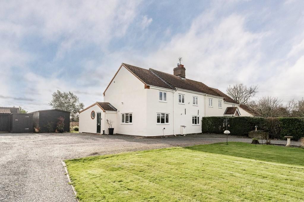 Lessingham 5 bed cottage for sale - £695,000