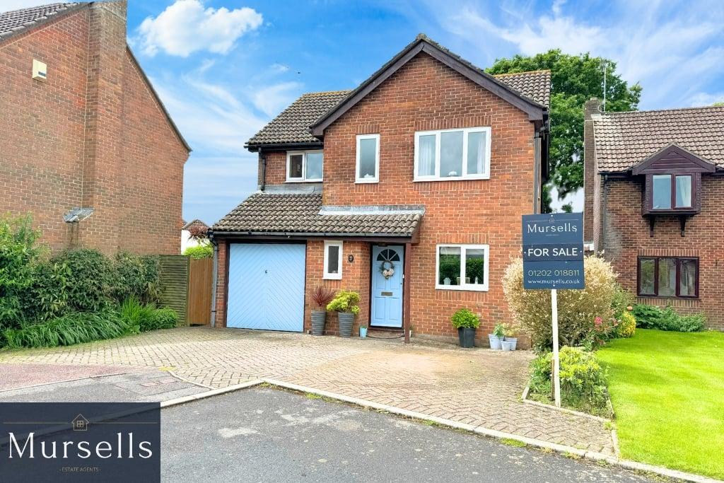 Charborough Close, Poole BH16 4 bed detached house for sale - £465,000