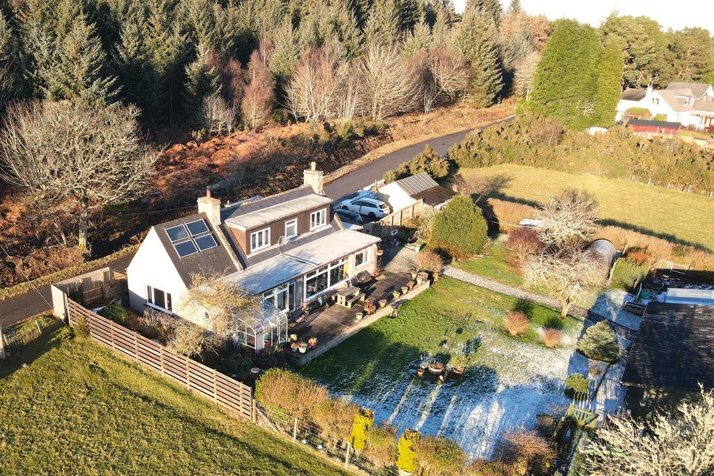 Ardrean, Lamington, Invergordon IV18 0PE 4 bed detached house - £295,000