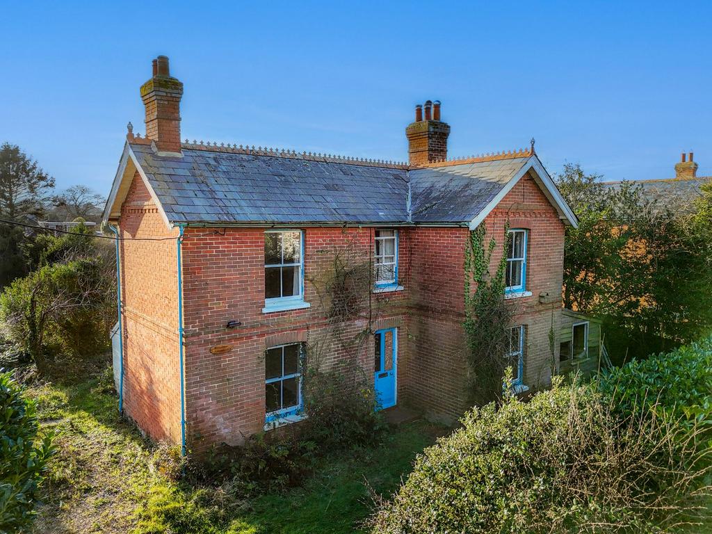 Everton Road, Hordle, Lymington, SO41 2 bed detached house - £550,000