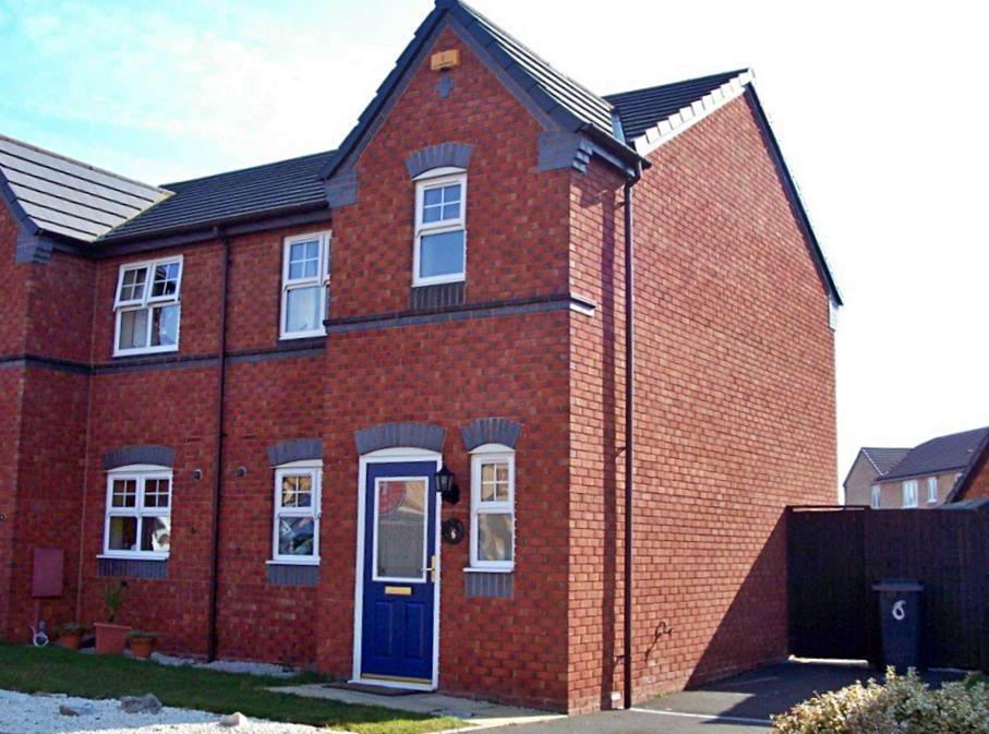 Tom Williams Way, Tamworth 2 bed semi-detached house for sale - £200,000
