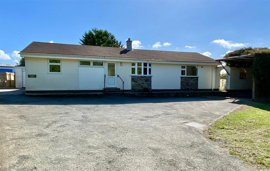 St. Minver, Wadebridge, Cornwall, PL27 6PQ 4 bed detached bungalow for ...
