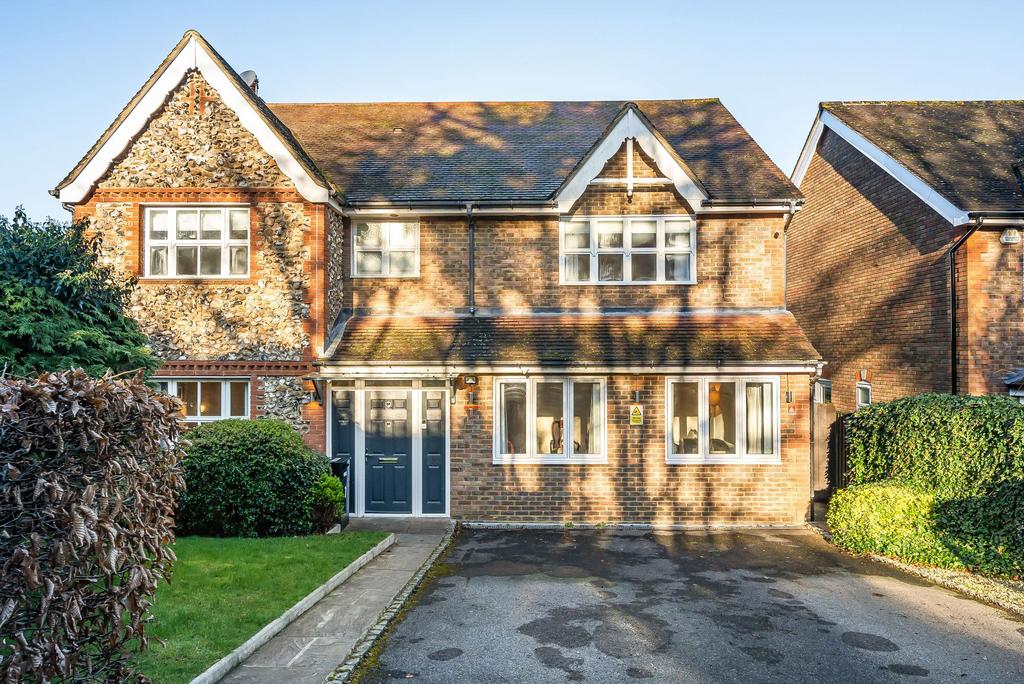 Beech Avenue, South Croydon CR2 5 bed detached house - £1,100,000