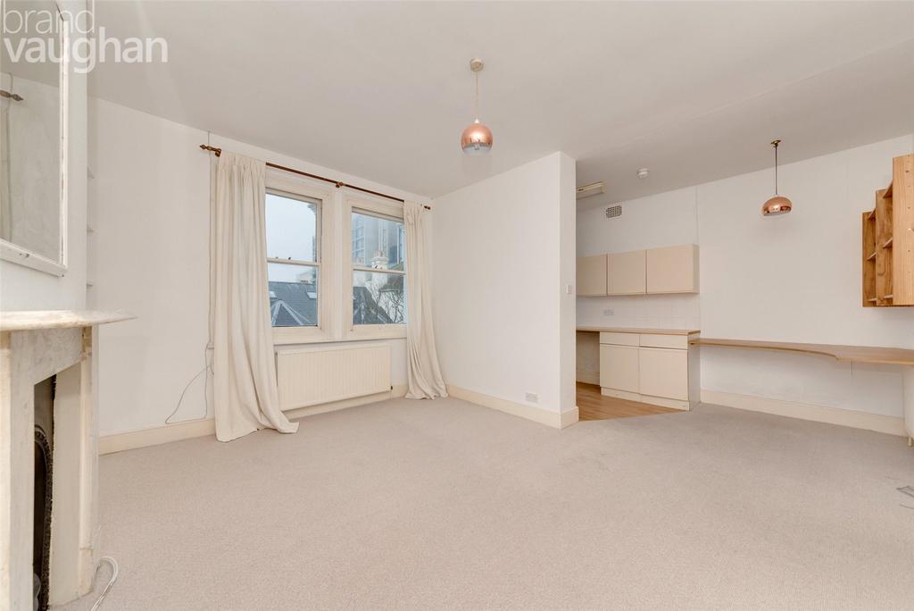 Eaton Place, Brighton, East Sussex, BN2 1 bed flat - £1,000 pcm (£231 pw)