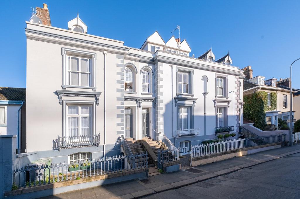 Stopford Road, St Helier, Jersey, JE2 1 bed apartment for sale - £250,000