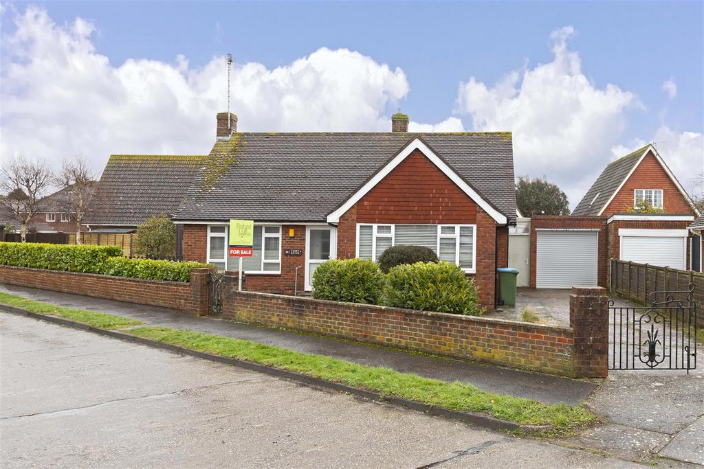 Parry Drive, Rustington, Littlehampton 2 bed detached bungalow - £450,000
