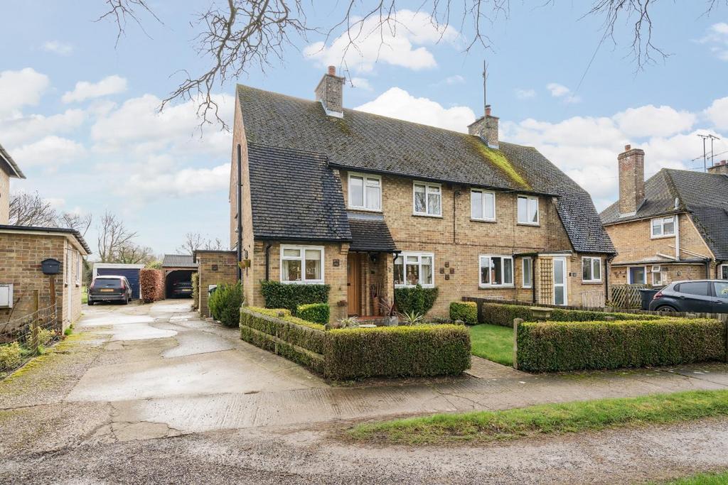 The Street, Brook, Ashford TN25 3 bed semi-detached house for sale - £ ...