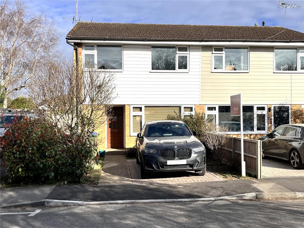 Copse Road, Cobham, KT11 3 bed end of terrace house to rent - £1,800 ...