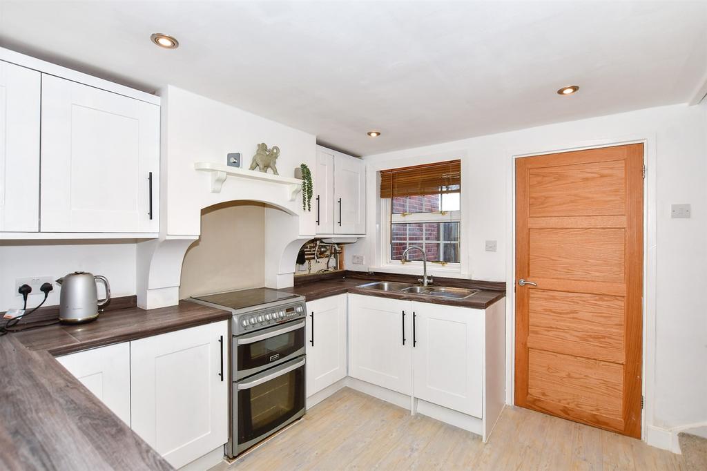 London Road, Ditton, Kent 2 bed terraced house - £300,000
