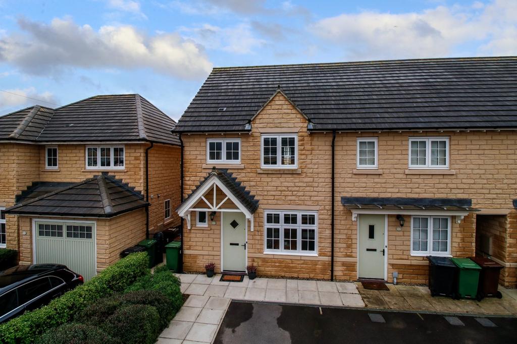 Bletchley Way Horsforth Leeds West 3 Bed End Of Terrace House For