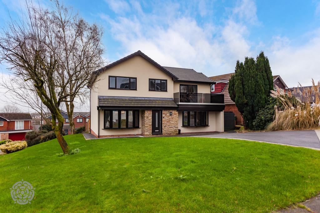Slaidburn Drive, Bury, Greater Manchester, BL8 3DG 4 bed detached house ...