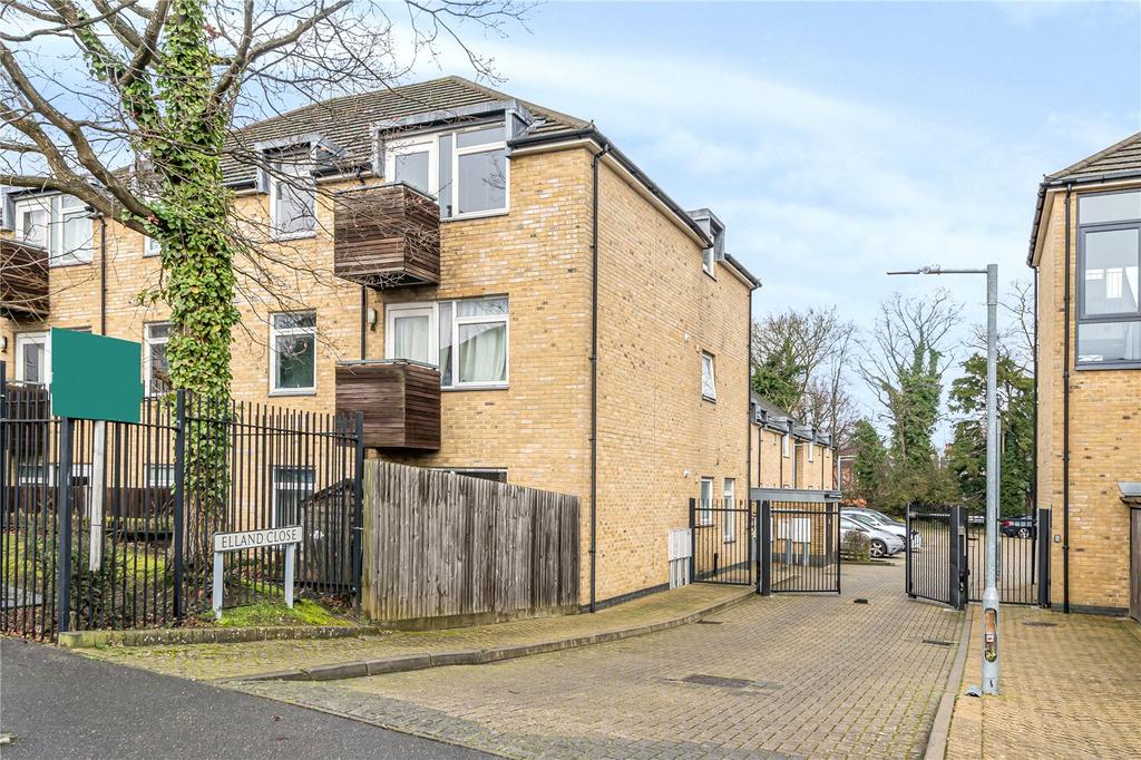 Elland Close, Barnet, EN5 2 bed apartment - £425,000