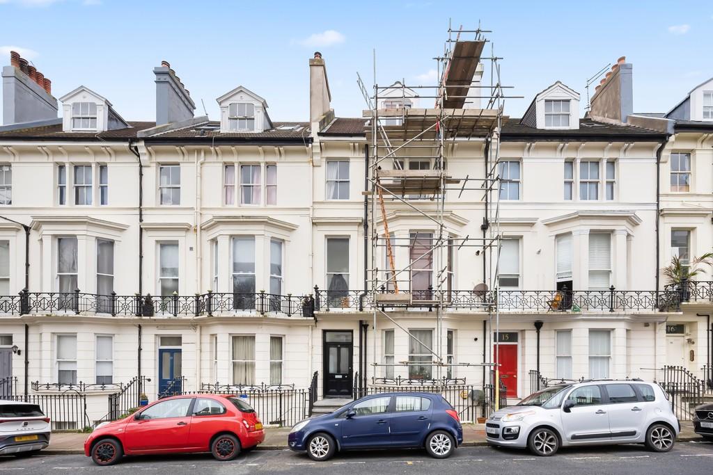 Powis Road, Brighton BN1 2 bed apartment - £375,000