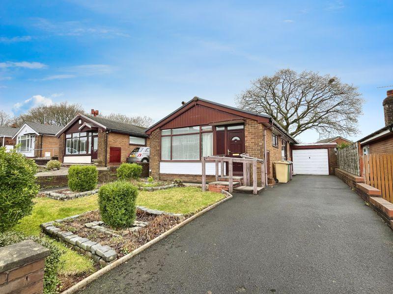 Laburnum Park, Bradshaw 3 bed detached bungalow for sale - £250,000