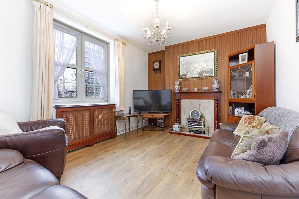 Percival Street, London, EC1V 2 bed apartment - £575,000