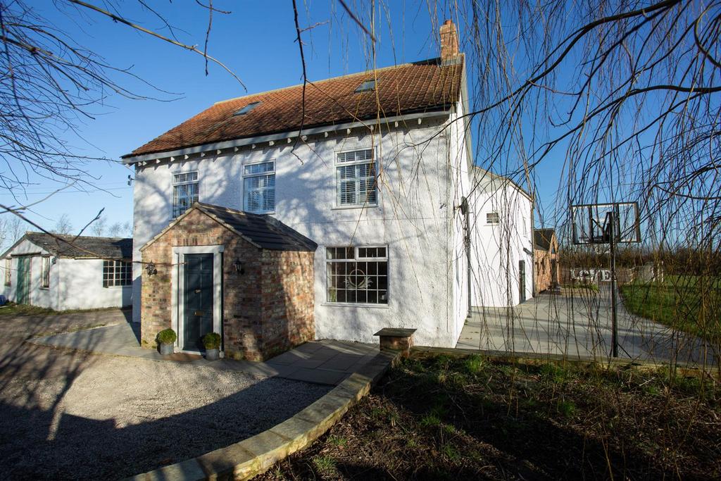 Lane End Farm, Alne, York 6 bed house for sale - £995,000