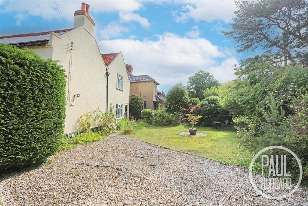 Stradbroke Road, Pakefield, NR33 5 bed detached house - £475,000