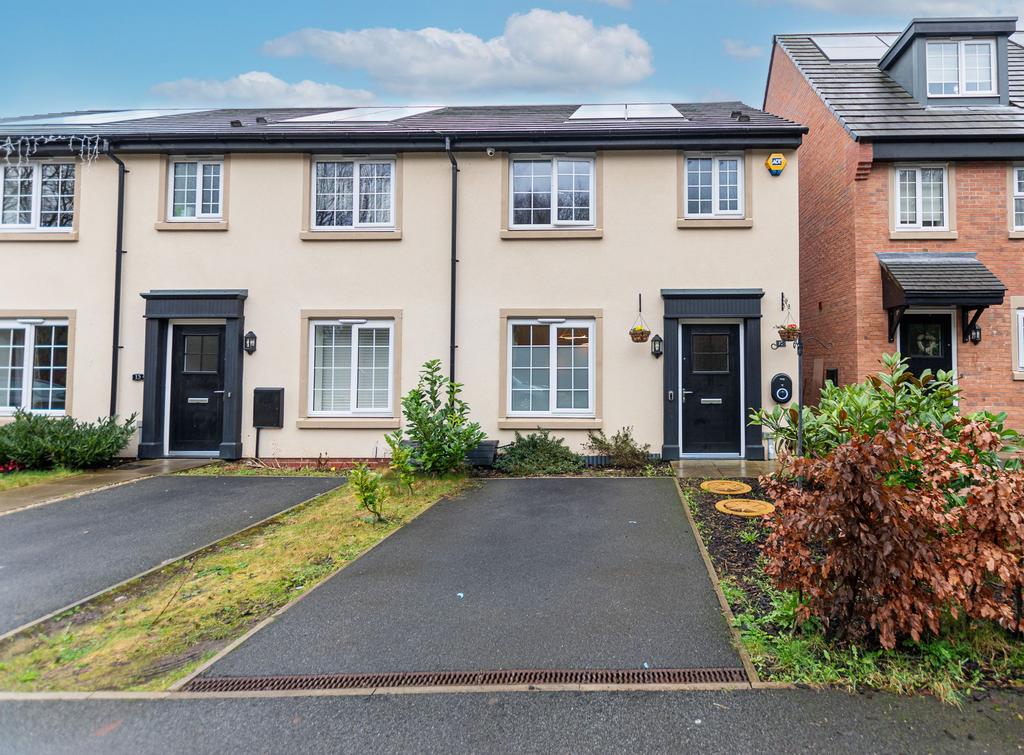 Riley Bank Road, Leigh WN7 3 bed end of terrace house for sale - £230,000