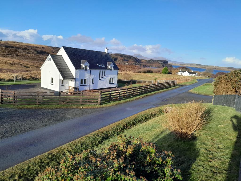 Carbost IV47 4 bed detached house - £429,000