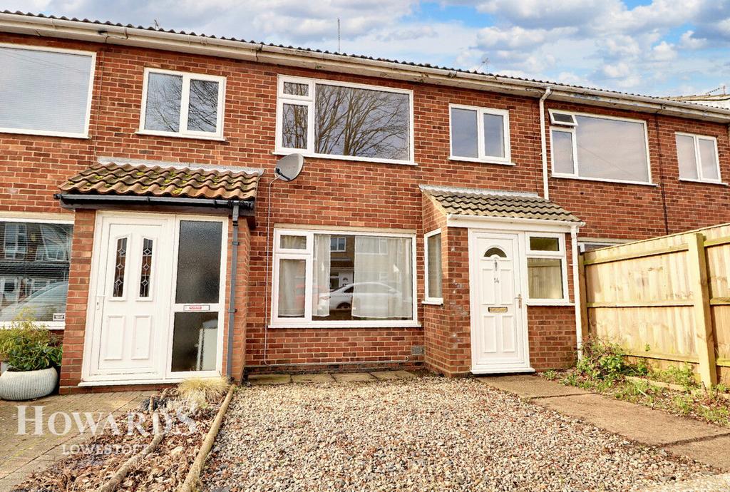 York Road, Lowestoft 3 bed terraced house - £170,000