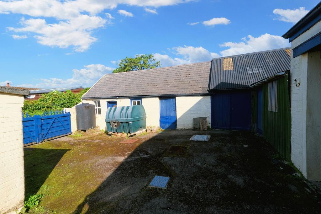 St Peter, Jersey JE3 2 bed detached house for sale - £850,000