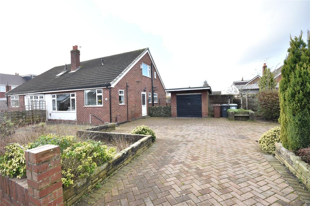 Red Hall Drive, Leeds, West Yorkshire 3 bed semi-detached house - £300,000