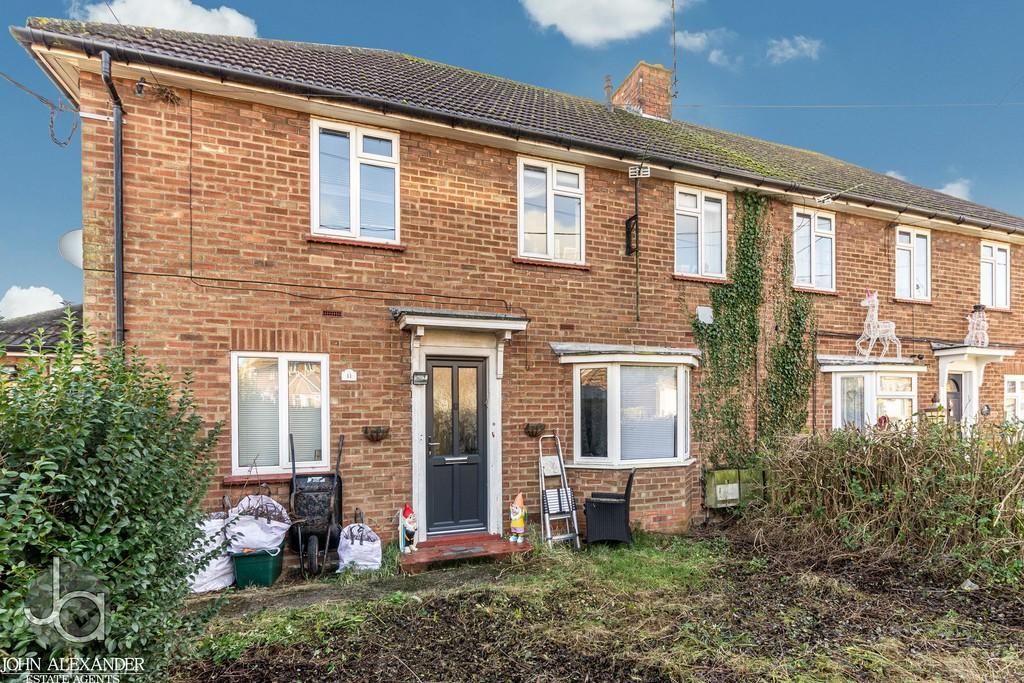 Walnut Tree Way, Tiptree, COLCHESTER... 2 bed ground floor maisonette ...