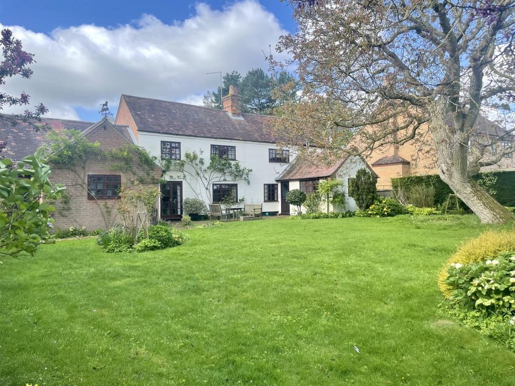 Staploe Lane, St Neots PE19 4 bed detached house for sale - £765,000