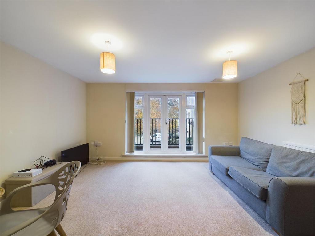 Northgate, Crawley 1 bed apartment for sale - £185,000