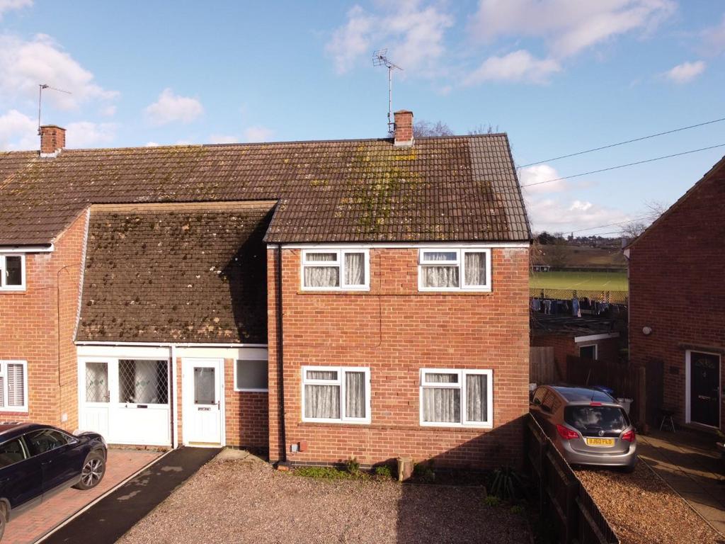 Garners Way, Harpole... 3 bed semi-detached house - £275,000