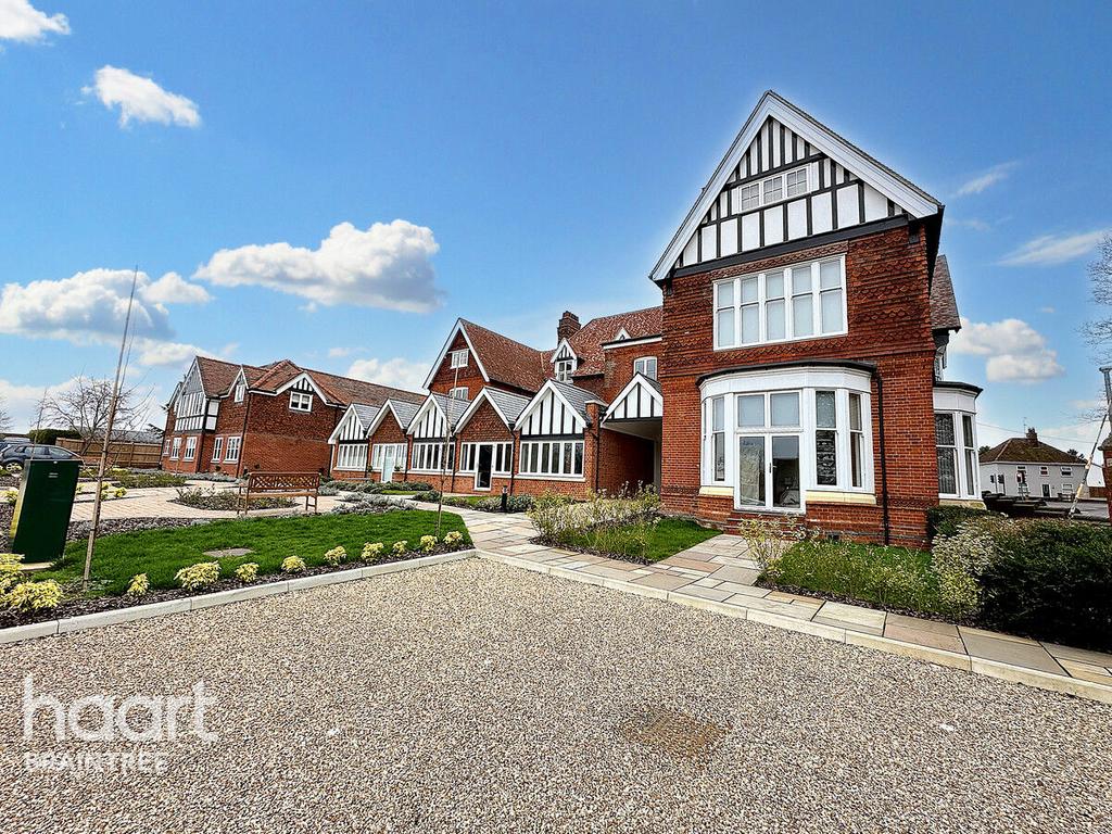 High Garrett, Braintree 1 bed maisonette - £240,000