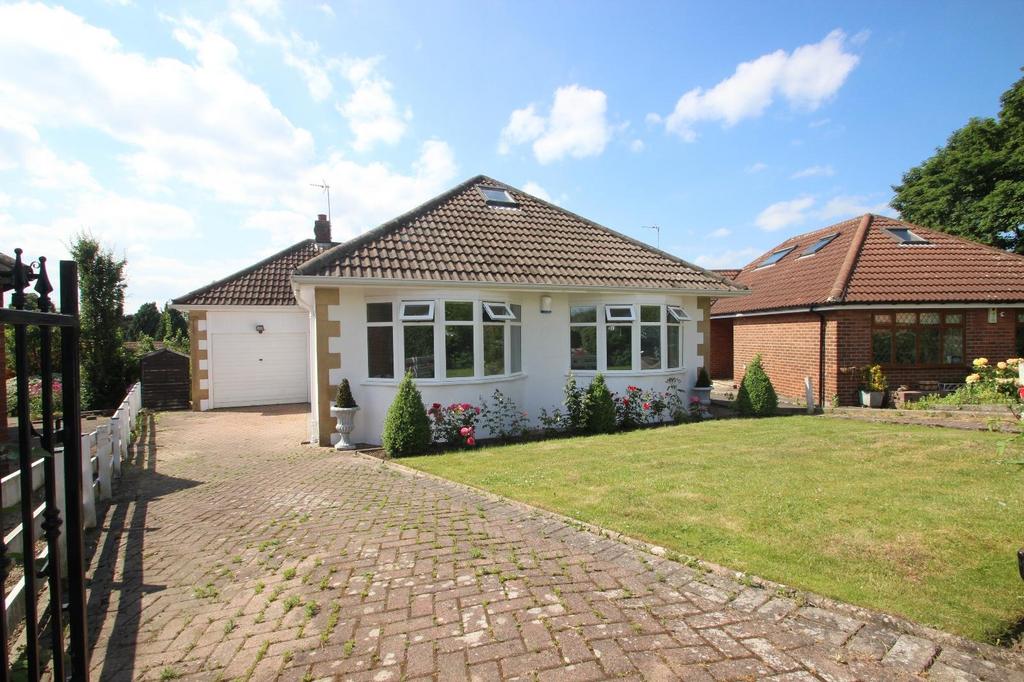 Allerton Grange Walk, Leeds, West... 2 bed bungalow - £1,150 pcm (£265 pw)