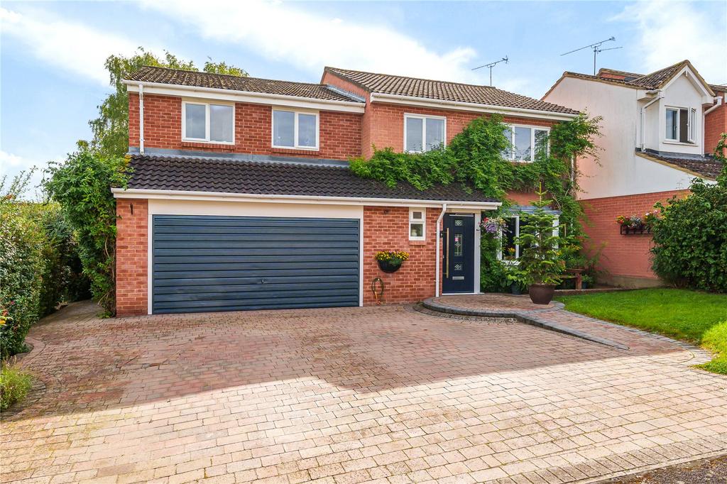 Phoenix Close, Berkshire RG41 5 bed detached house for sale - £750,000