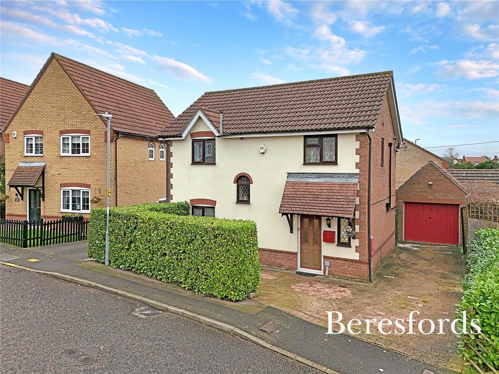 Redwood Drive, Steeple View, SS15 4 bed detached house - £450,000