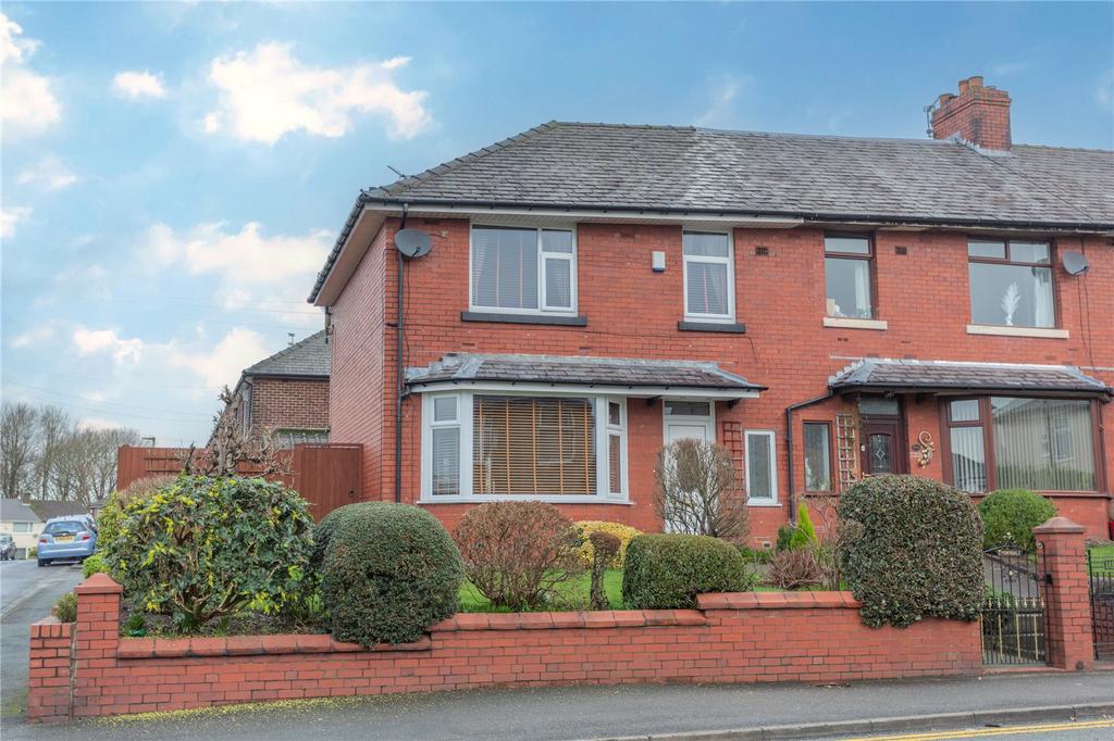 Preston Old Road, Blackburn... 3 bed end of terrace house - £179,950