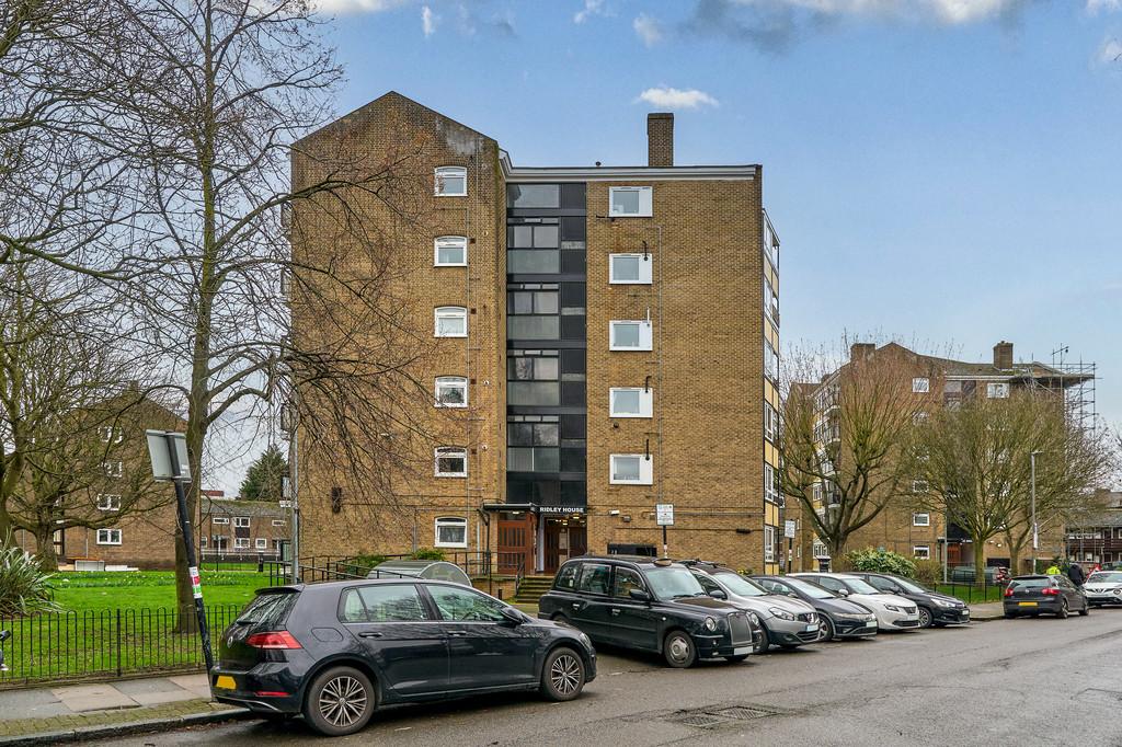 Este Road, Battersea SW11 2 bed flat - £2,200 pcm (£508 pw)